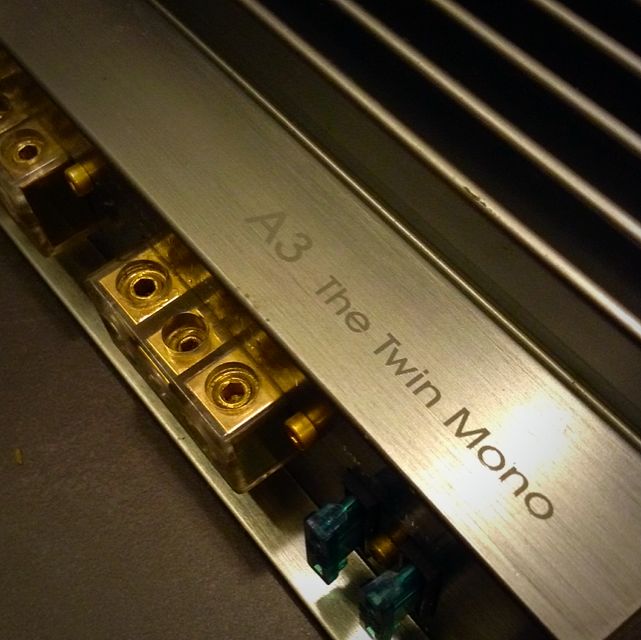 DLS A3 twin mono, Car Accessories on Carousell