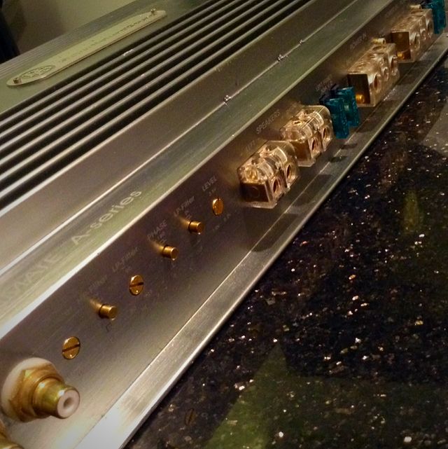 DLS A3 twin mono, Car Accessories on Carousell