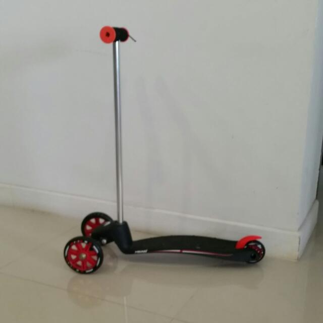 Head Skate Scooter, Babies & Kids, Going Out, Car Seats on Carousell