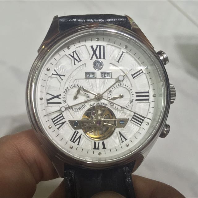 Watch - Year, Month, Day, Date, Mobile Phones & Gadgets, Wearables ...
