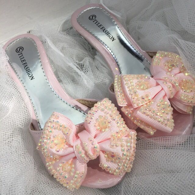 Kids High Heels, Babies & Kids, Nursing & Feeding, Baby High Chairs on ...
