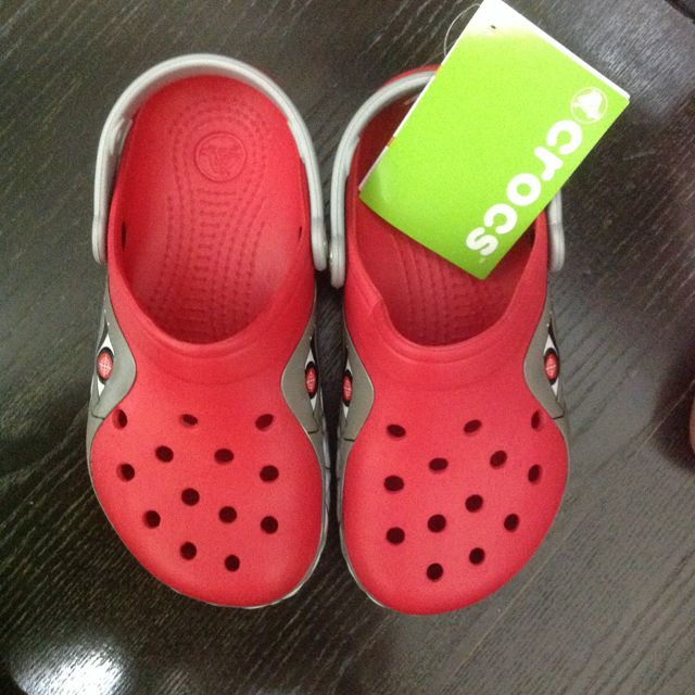 Crocs lights Robo Shark Clog Ps, Hobbies & Toys, Toys & Games on Carousell