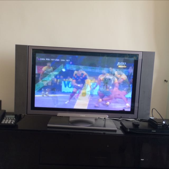 Hitachi plasma tv, Furniture & Home Living, Furniture, TV Consoles on ...