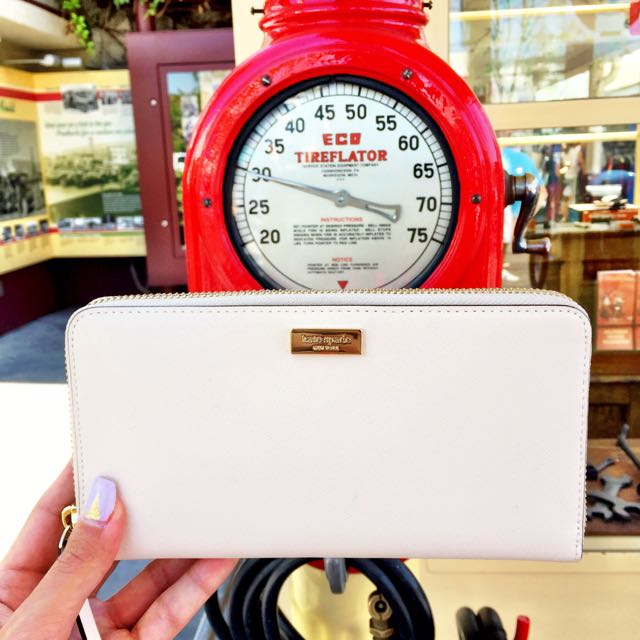 Kate Spade Wallet, Luxury, Bags & Wallets on Carousell