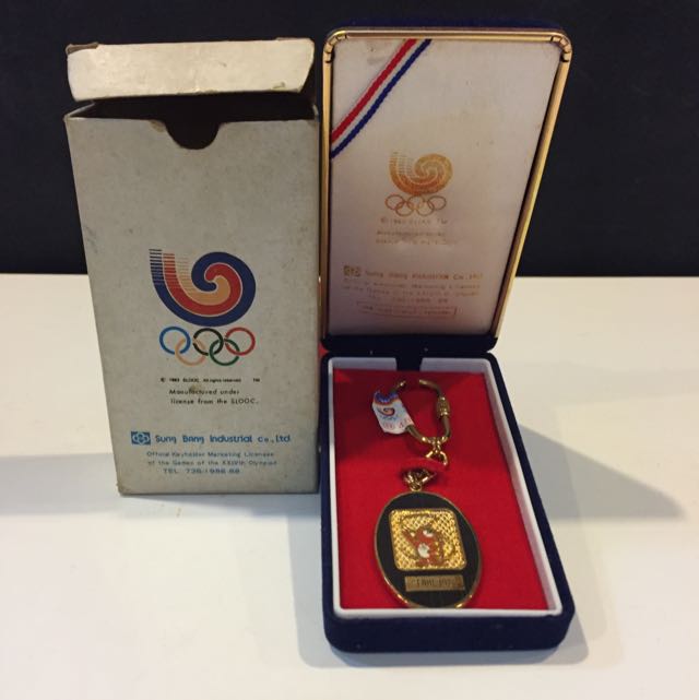 Official 1988 Seoul Olympics Keychain, Hobbies & Toys, Memorabilia ...