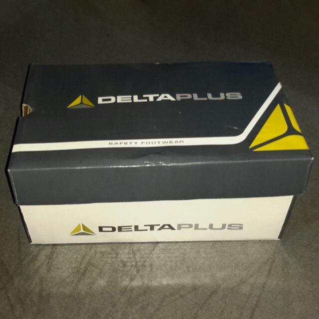 Safety Shoes Delta Plus (Brand New), Everything Else on Carousell
