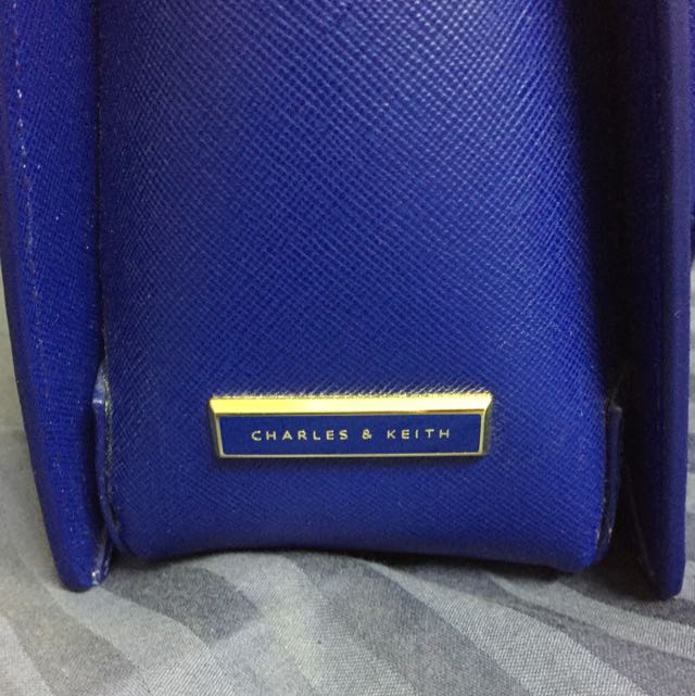 Charles & Keith Royal Blue Sling Bag, Women's Fashion, Bags & Wallets ...