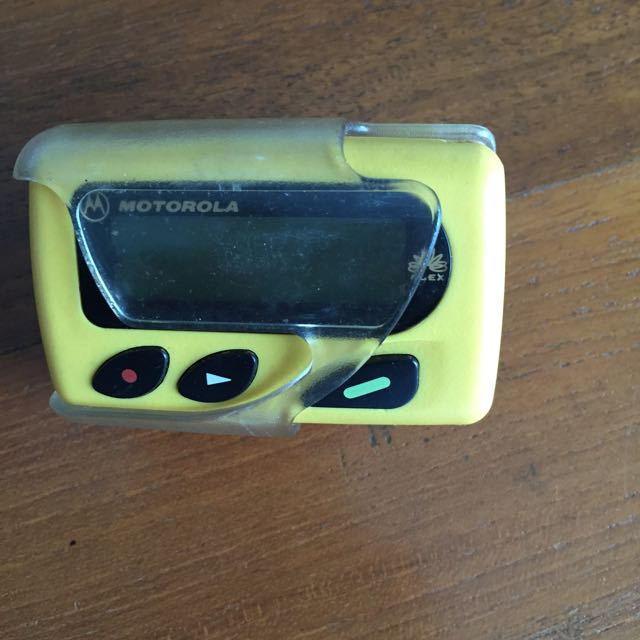 Motorola pager With Casing, Computers & Tech, Parts & Accessories ...