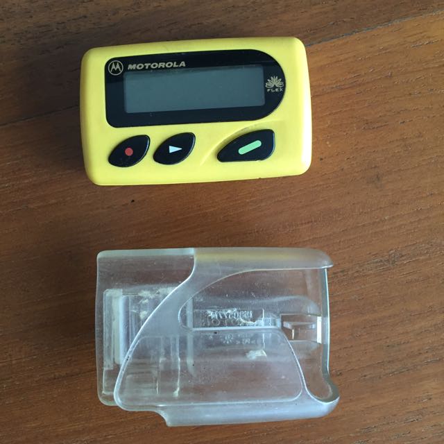 Motorola pager With Casing, Computers & Tech, Parts & Accessories ...