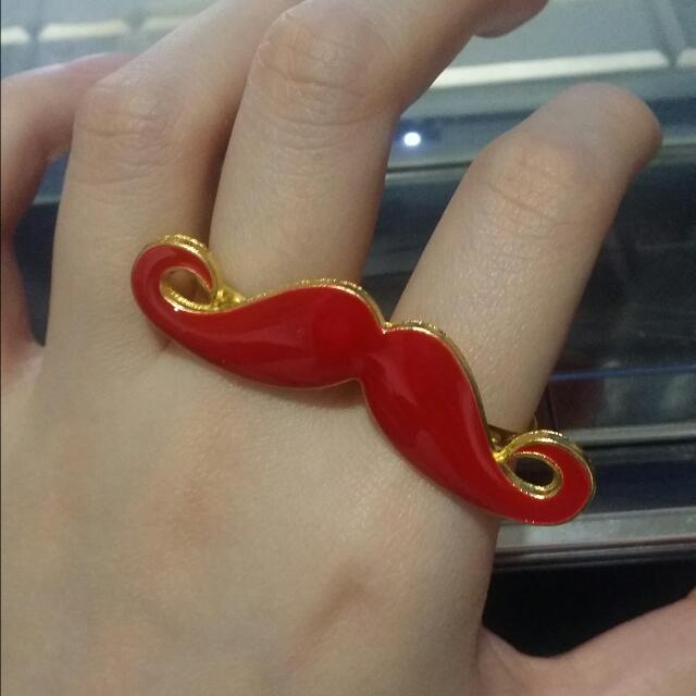Moustache Ring, Women's Fashion, Jewelry & Organisers, Body Jewelry on ...