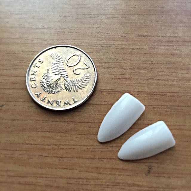 demon teeth dentures