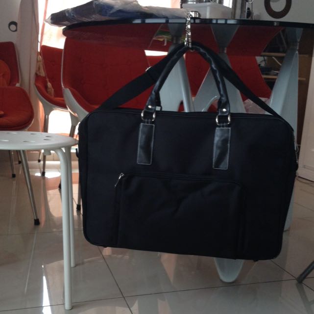 Hand carry Language Bag Brand New, Men's Fashion, Bags, Sling Bags on ...