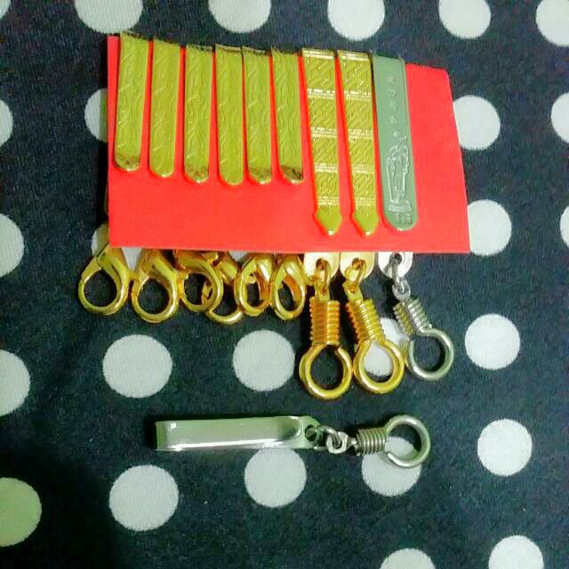 Thai Amulet Clip, Men's Fashion, Muslim Wear, Accessories on Carousell