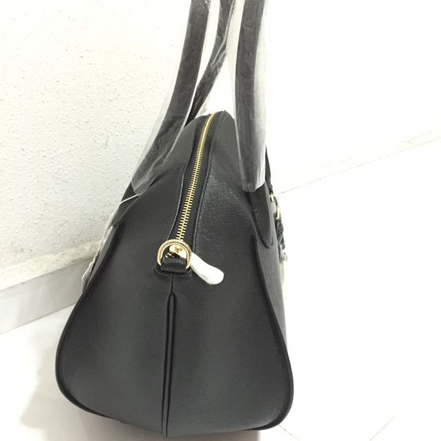 USPA Authentic Bag, Luxury, Bags & Wallets on Carousell