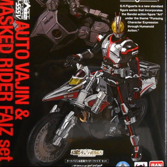 SHF S.H.Figuarts Kamen Rider Faiz & Autovajin Set, Hobbies & Toys, Toys ...