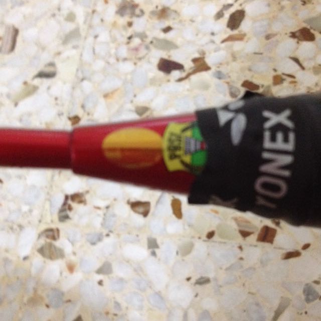 Yonex Arcsaber Z Slash Taufik Hidayat (reduced Price), Sports Equipment ...