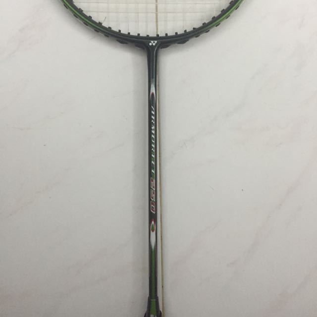 Yonex Racket(old Model), Everything Else on Carousell