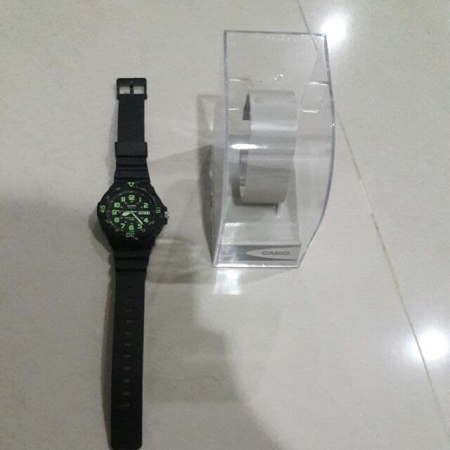 CASIO MRW-200H 'Black' Stainless Steel Back, Water Resistant Watch ...