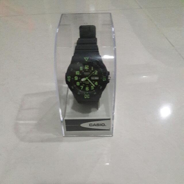 CASIO MRW-200H 'Black' Stainless Steel Back, Water Resistant Watch ...