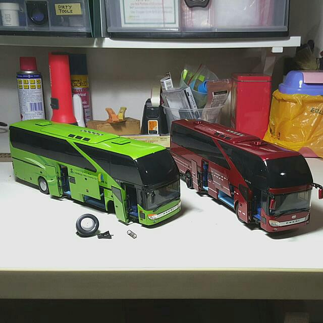 Set of 1:42 Diecast Ankai Bus (2 Pieces), RED Bus is Mint, GREEN Bus ...