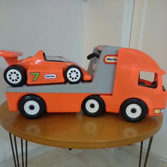 Little Tikes - Racing Team Set, Hobbies & Toys, Toys & Games on Carousell