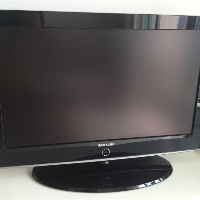 Samsung 32" LCD TV, TV & Home Appliances, Washing Machines and Dryers on Carousell