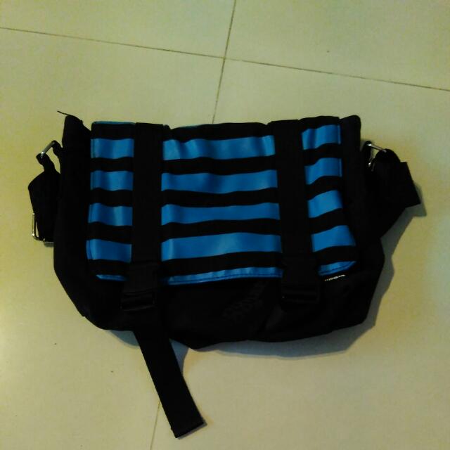 Smiggle Bag, Everything Else on Carousell