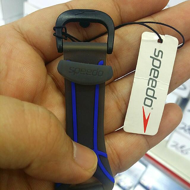 Speedo Original Watch, Sports Equipment, Sports & Games, Water Sports ...