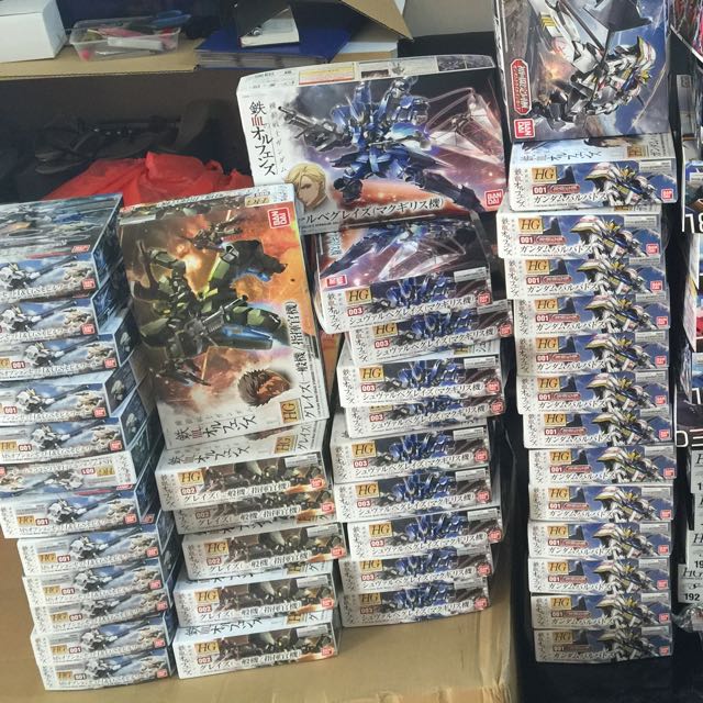 Bandai - HG Gundam Barbatos, HG Graze, HG Blue Graze, Mobile Worker ...