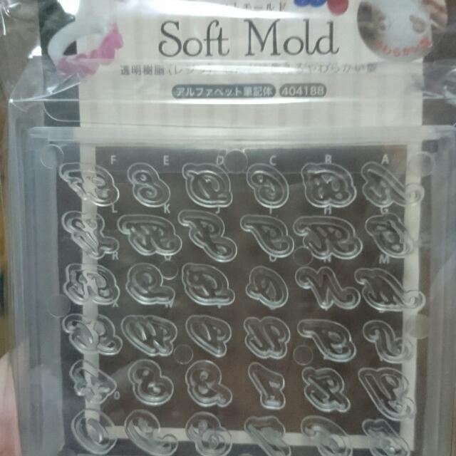 BNIB Cursive Alphabet/Number Silicon Mold, Hobbies & Toys, Stationery ...