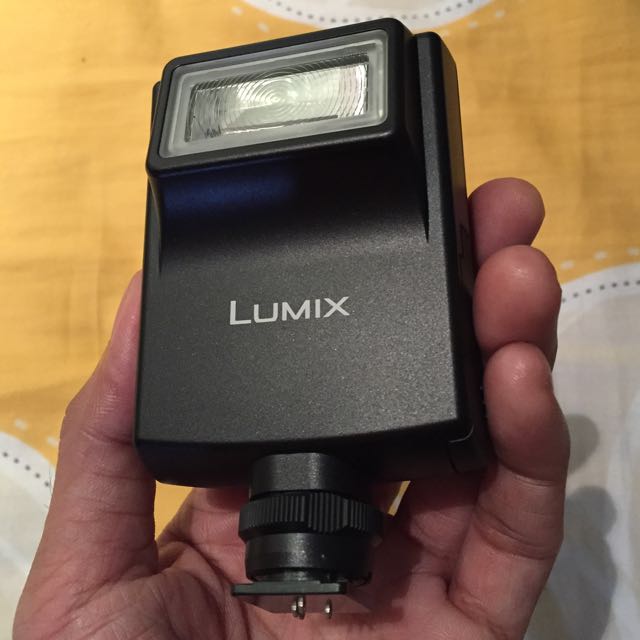 Panasonic DMW-FL220 (Flash), Photography, Photography Accessories, Flashes on Carousell