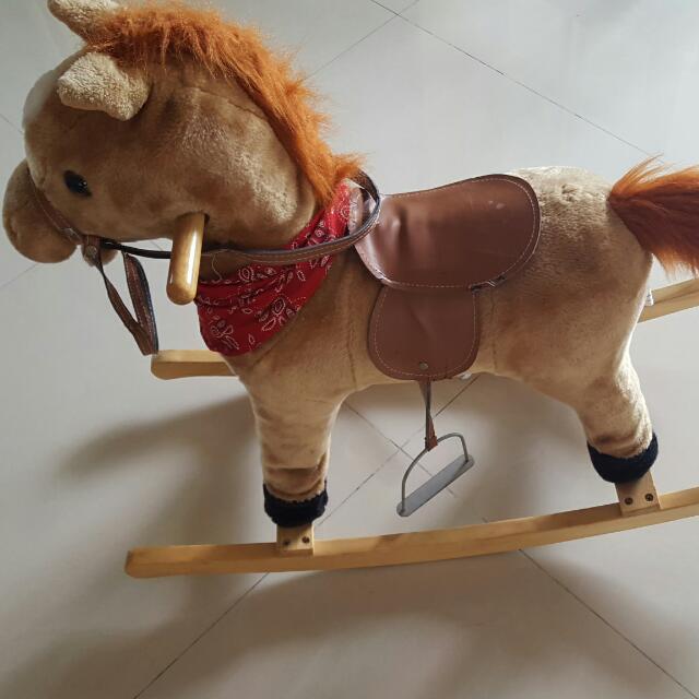 Little Wooden Horse (With Sound), Hobbies & Toys, Toys & Games on Carousell
