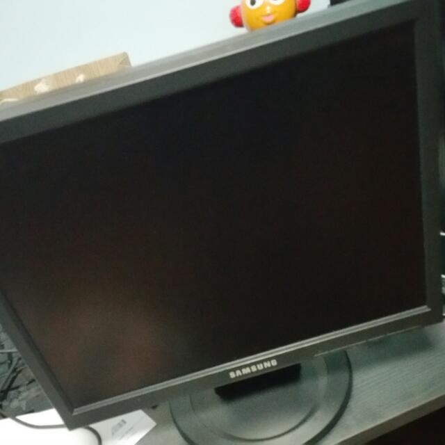 Used Samsung LCD Monitor 17", Health & Nutrition, Health Monitors ...