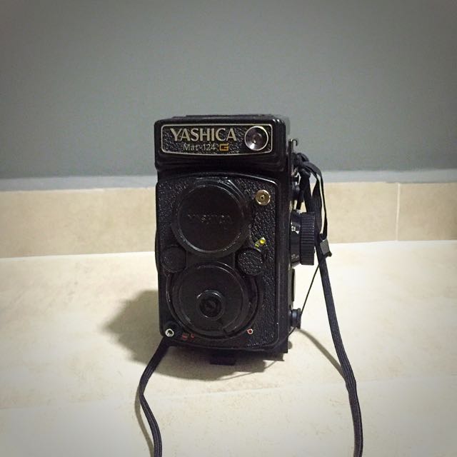 Yashica Mat 124G Twin Lens Reflex Tlr 6x6 Medium Format Camera ...
