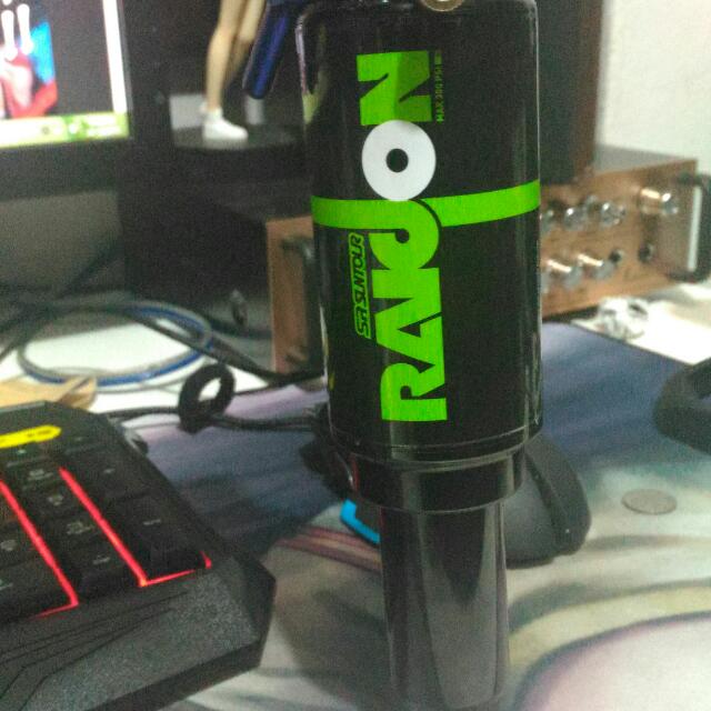 Srsuntour Raidon Rear Shock, Sports Equipment, Bicycles & Parts, Parts ...