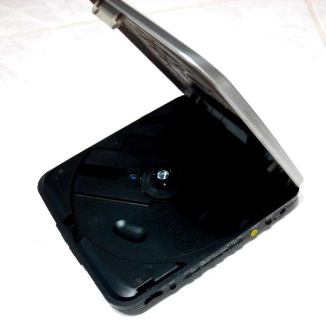 Old School Retro Panasonic Portable Video CD Player SL-VP35, Hobbies ...