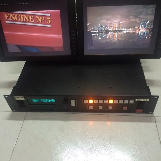 Reserved- Barco DCS 100 Seamless SW with Preview Out & HD-SDI input ...