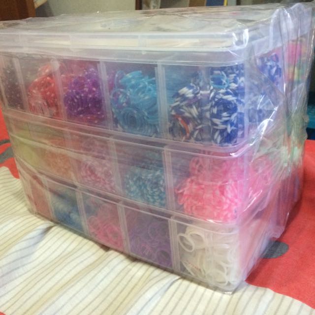 Rainbow Loom / Loom Bands Box, Hobbies & Toys, Stationery & Craft ...