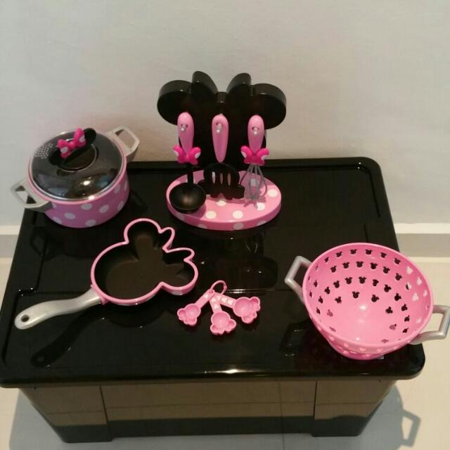 Minnie Mouse Cooking Set, Hobbies & Toys, Toys & Games on Carousell