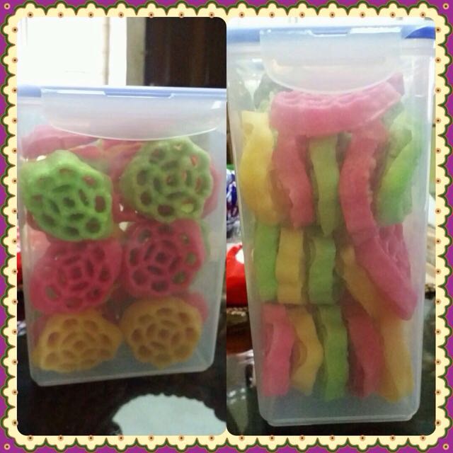 Kuih Rose Colours, Bulletin Board, Preorders on Carousell