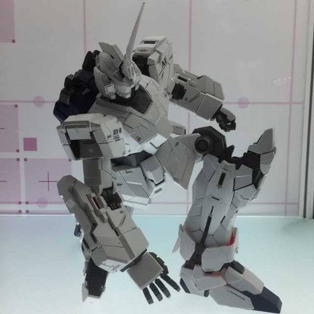 UNICORN GUNDAM FULL PSYCHO-FRAME PROTOTYPE MOBILE SUIT PERFECT GRADE 1/ ...