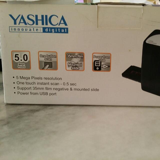 Preloved Yashica FS-500 Flim & Slide Digital Scanner, Photography, Cameras on Carousell