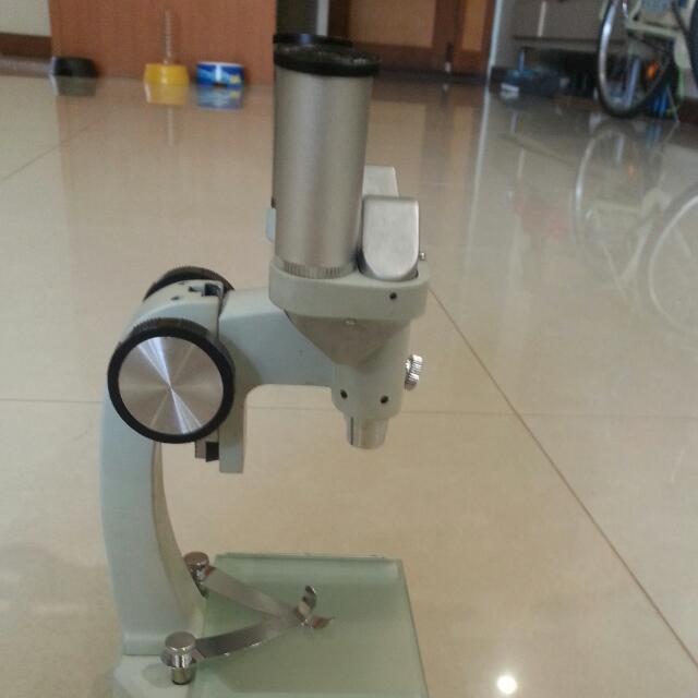 Used Vintage CARTON Microscope, Everything Else on Carousell