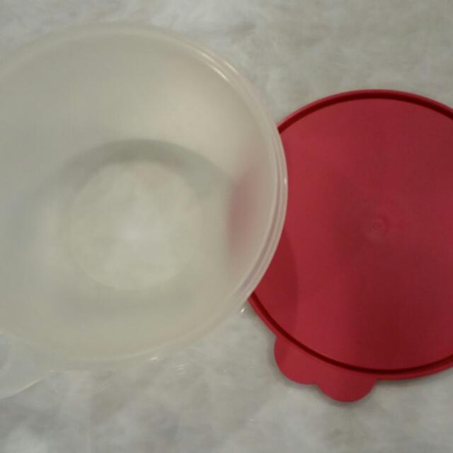 Tupperware Salad Bowl, Furniture & Home Living, Home Decor, Vases ...