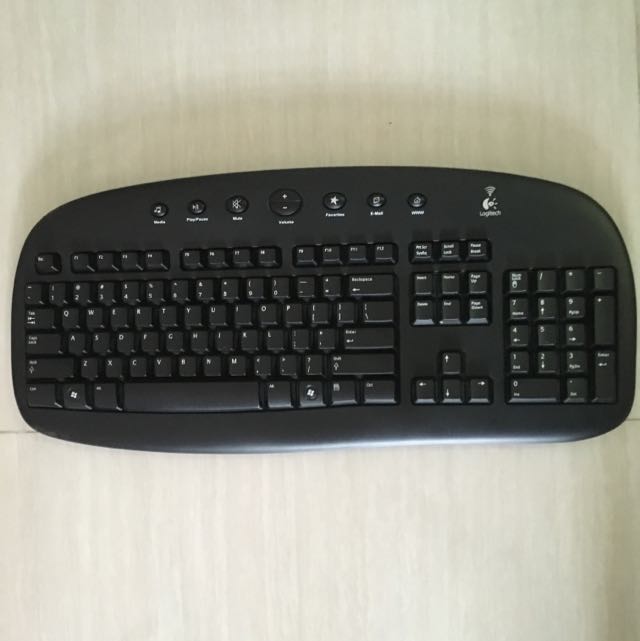 A Logitech Cordless Internet Pro_Wireless KeyBoard, Computers & Tech ...
