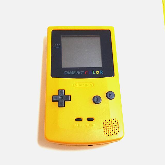 Game Boy Color Yellow, Hobbies & Toys, Toys & Games on Carousell