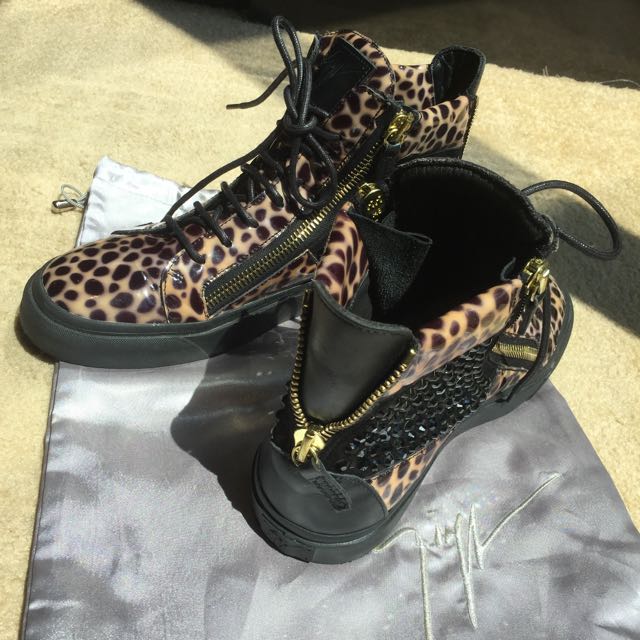 GZ Shoes, Luxury, Sneakers & Footwear on Carousell