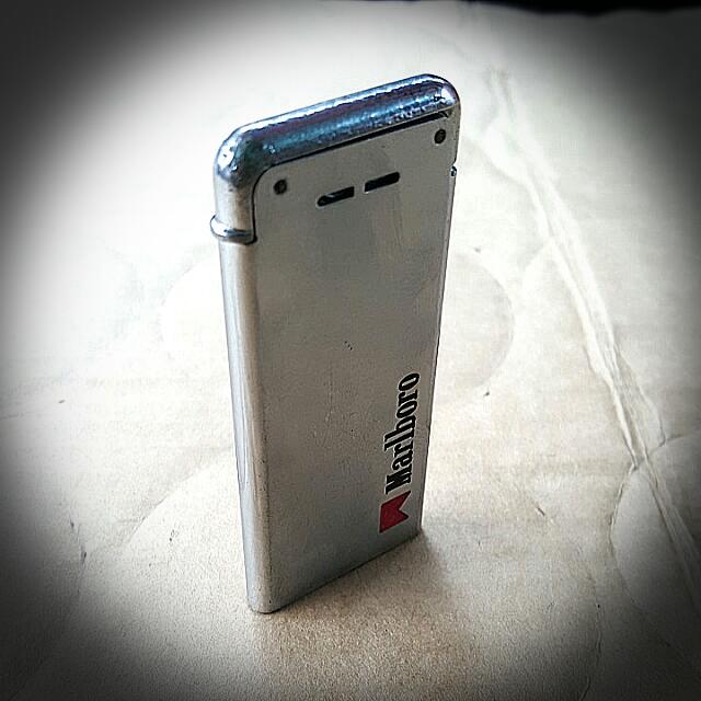 Lighter (Marlboro Card Lighter), Hobbies & Toys, Memorabilia ...