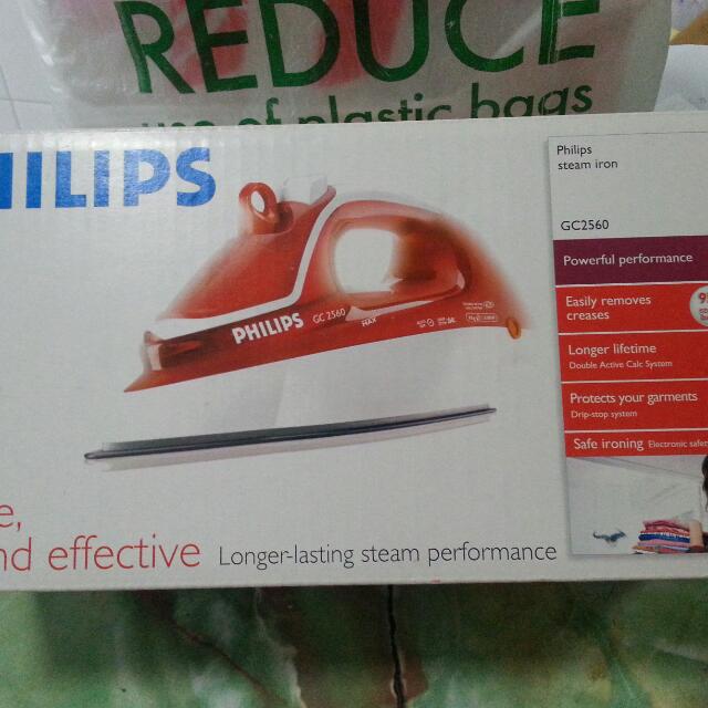 Philips Steam Iron Model GC2560, TV & Home Appliances, Irons & Steamers ...