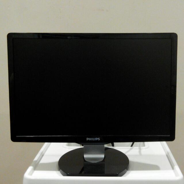 Philips 19" LCD Monitor, Health & Nutrition, Health Monitors & Weighing ...